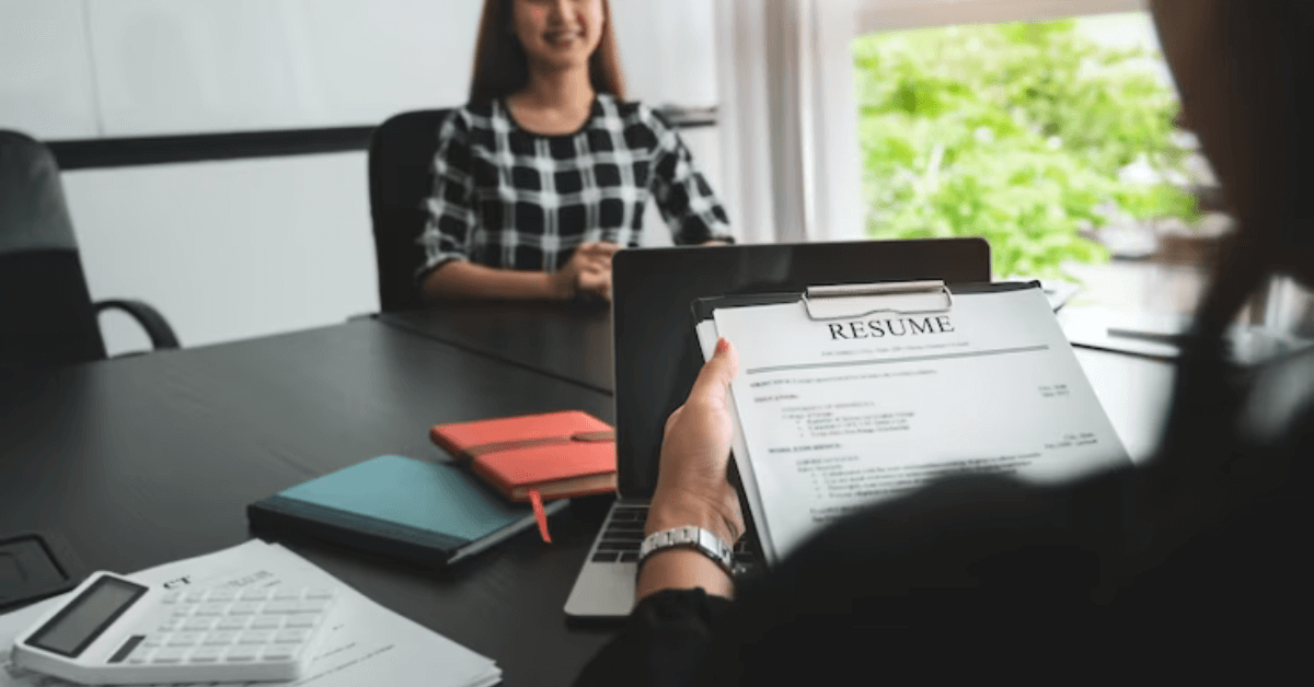 Internship Benefits Beyond the Resume